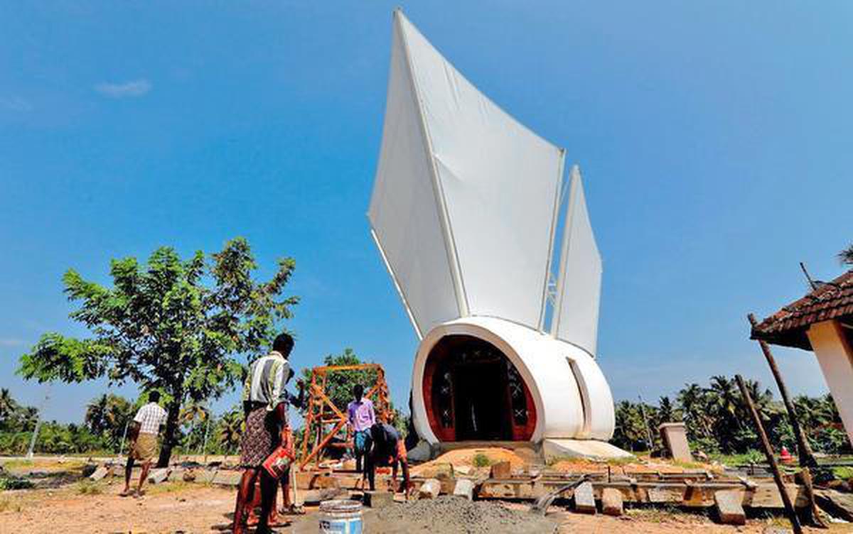N Kumaran Asan death in boat accident: Sangh outfits see Islamic hand