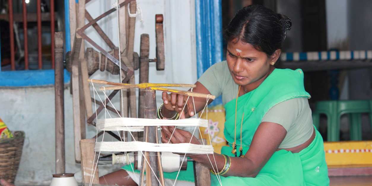 Spinning mills in Tiruppur start rolling everyday, pinning hopes on ...