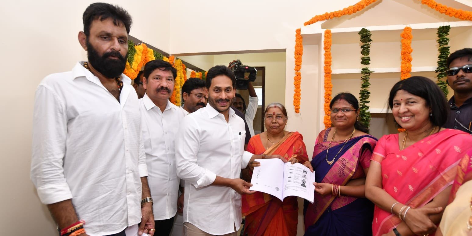 AP Chief Minister Jagan hands over 8,912 TIDCO houses worth ₹800 crore ...