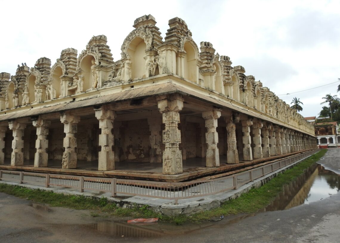 Melkote — Karnataka's rustic refuge of sacred temples & traditions