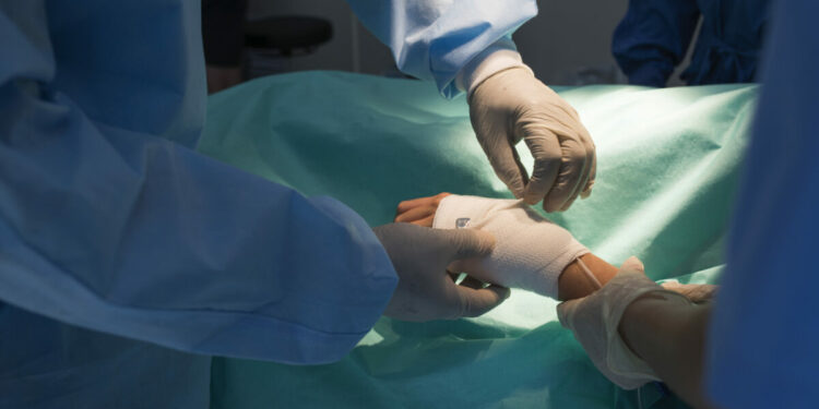 New concepts and technologies in reconstructive hand surgery - The ...