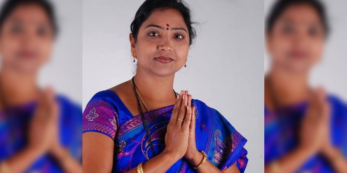 Brs Mla Rekha Naik Resigns From The Party That Does Not Respect Woman The South First