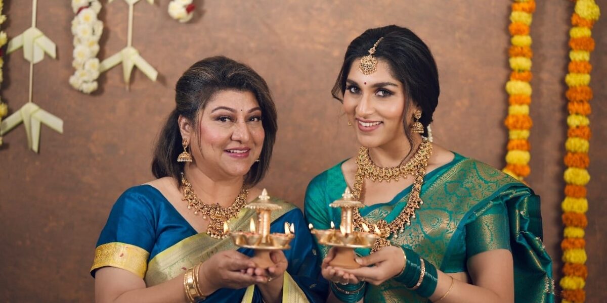 Malashree celebrating Diwali with her daughter Aradhanaa Ram - The ...